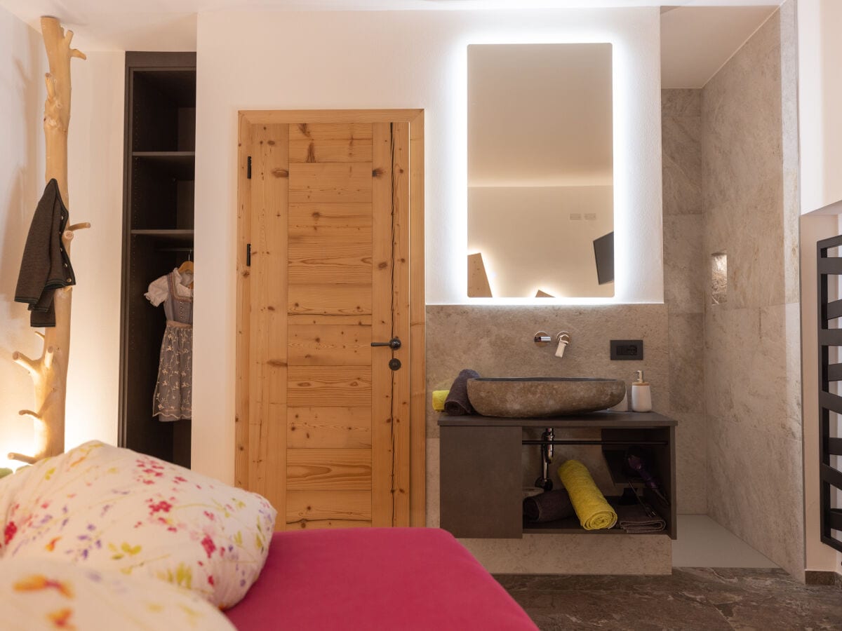 Bauernhof Weirerhof, Barbian, Firma Weirerhof - Herr Maria Fischnaller