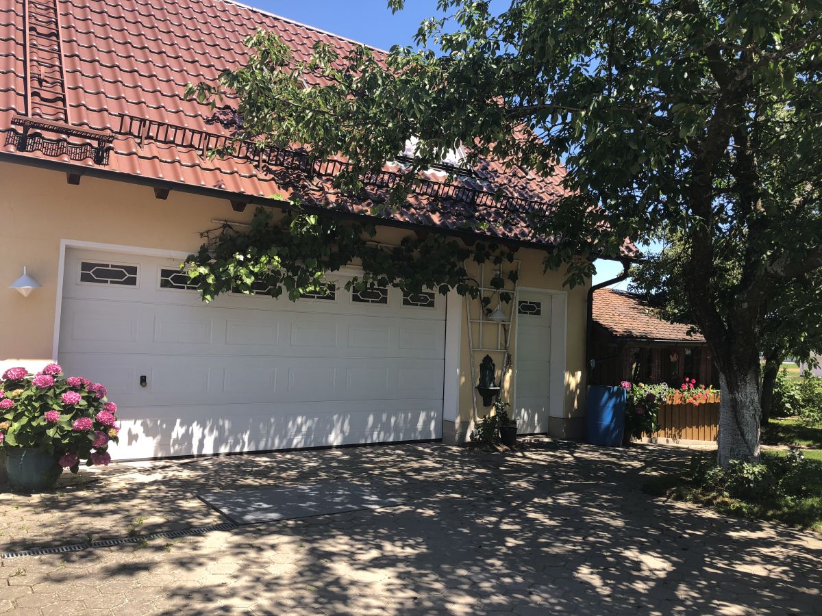 Ferienwohnung im Ferienhaus Ingrid, Pottenstein, Frau Ingrid Berner