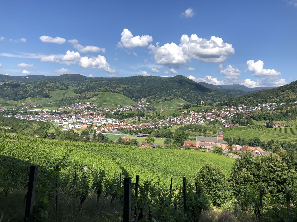 Ferienwohnung Azuria Schwarzwald Loft, Kappelrodeck, Firma Azuria ...