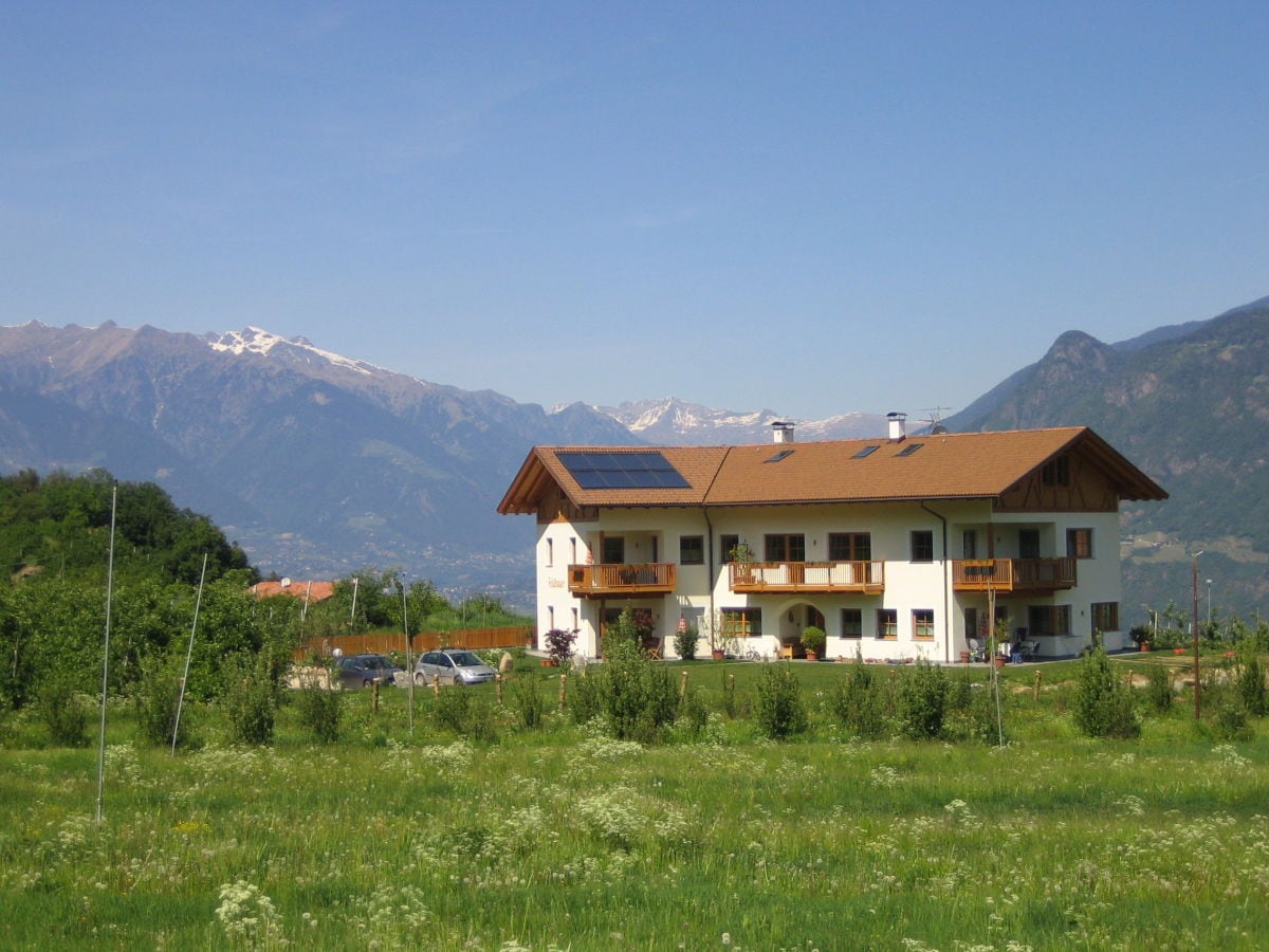 Bauernhof Feldbauer - Ferienwohnung Feldbauer St. Michael, Tisens, Frau ...