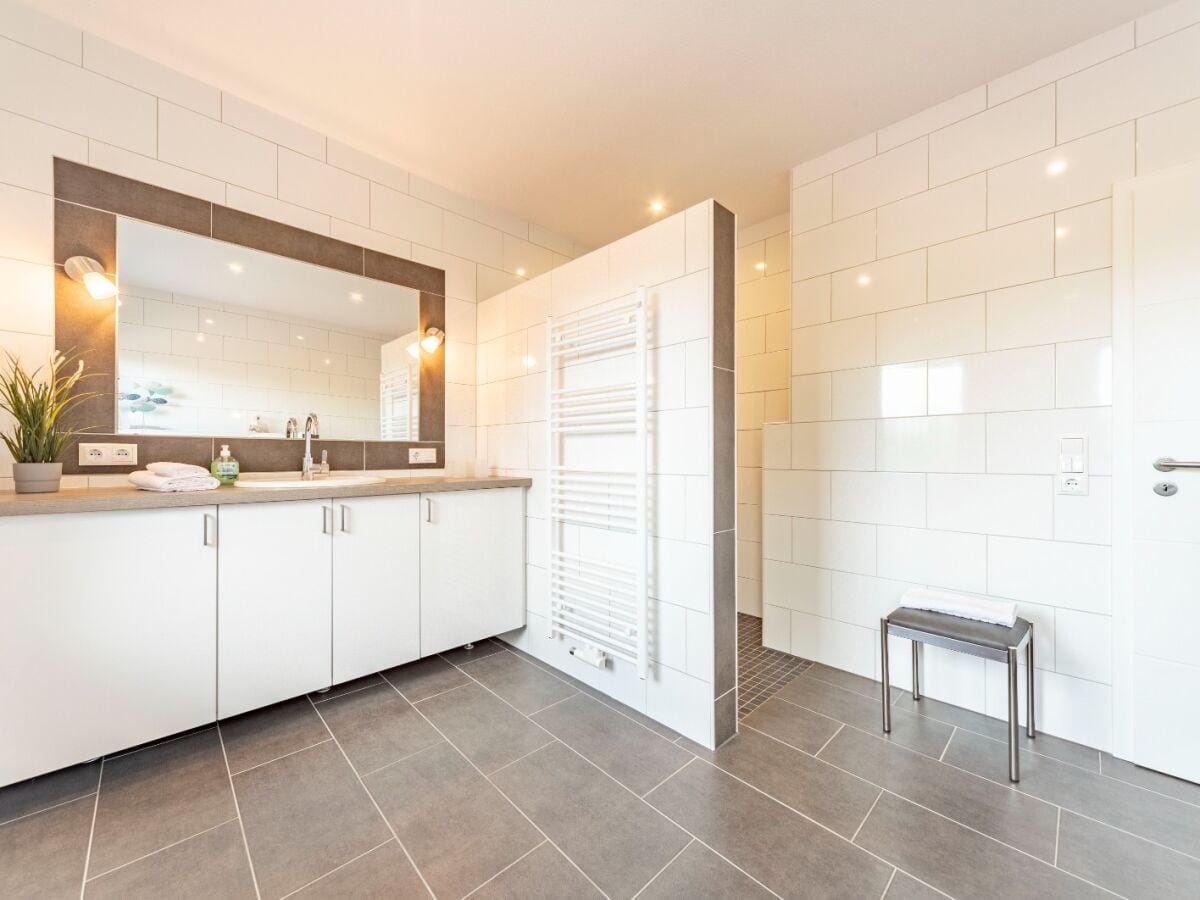 Ferienwohnung Deichblick Hinten, Norddeich, Firma Pflüger Küstenstern ...