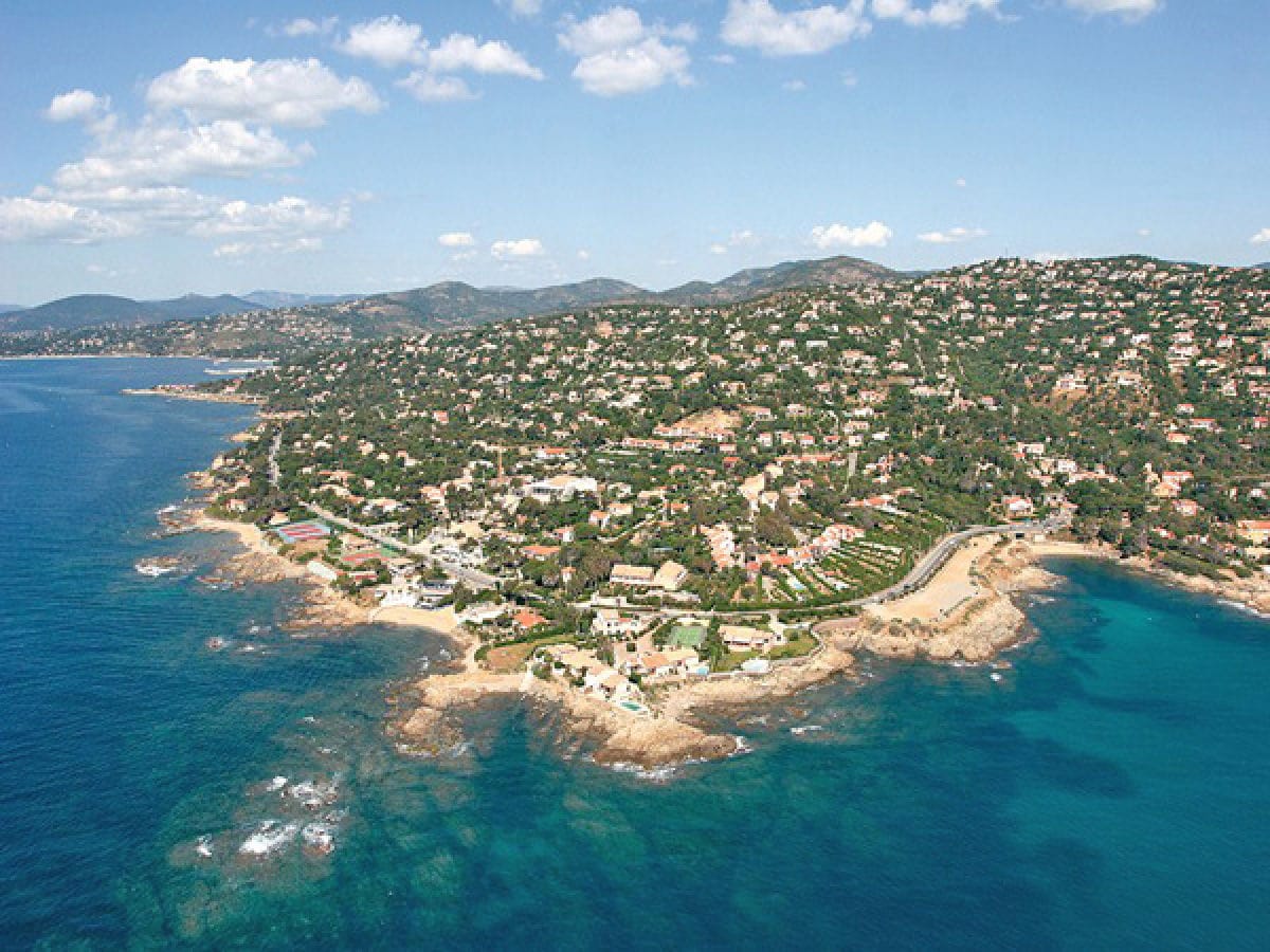 Villa Perdrix, Côte d'Azur, Les Issambres - Firma Azurrental - Frau ...